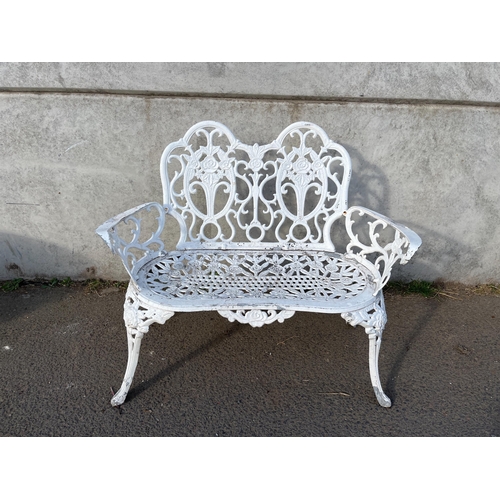 WHITEWASHED METAL GARDEN BENCH