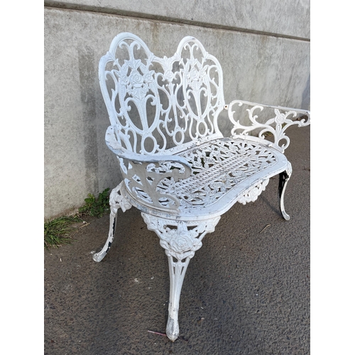 WHITEWASHED METAL GARDEN BENCH