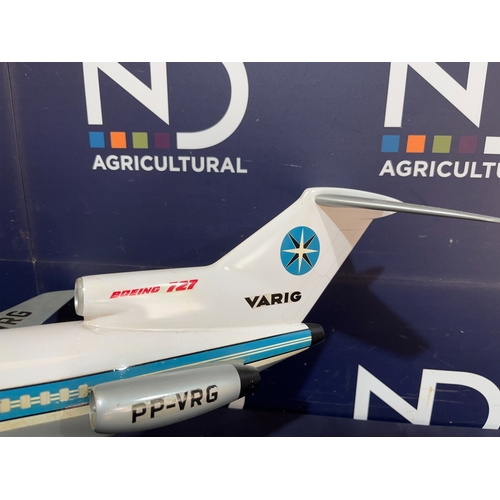 BOEING 727 MODEL PLANE