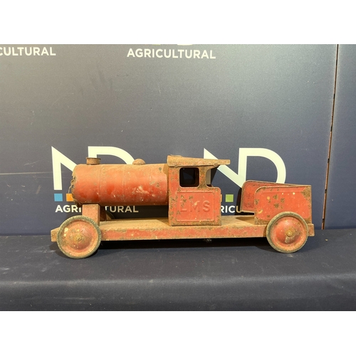 LMS METAL TOY TRAIN