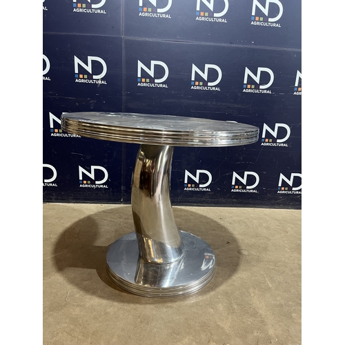 MID CENTURY METAL TABLE