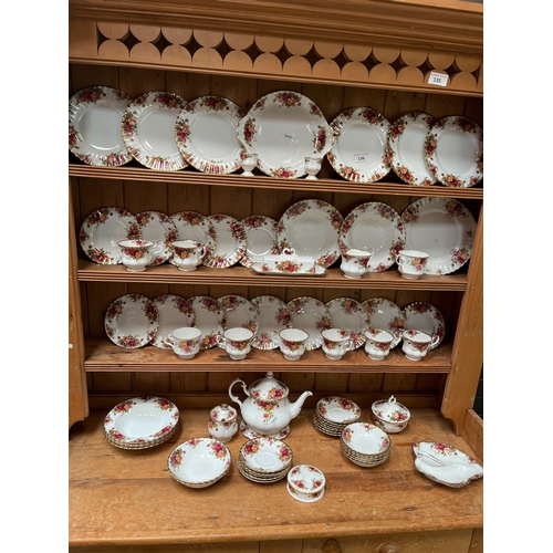 OLD COUNTRY ROSE ROYAL ALBERT DINNER SET