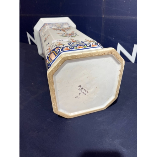 CERAMIC STICK STAND