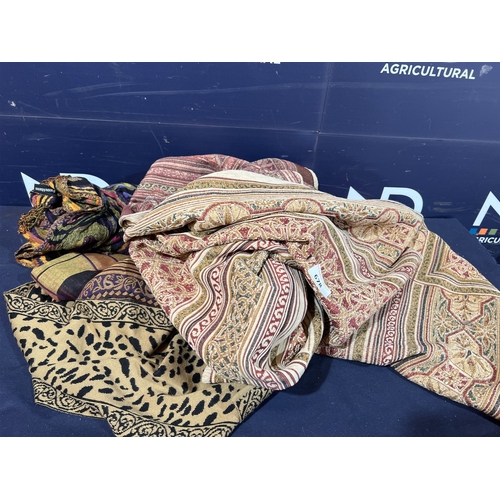 THROW & SCARVES.