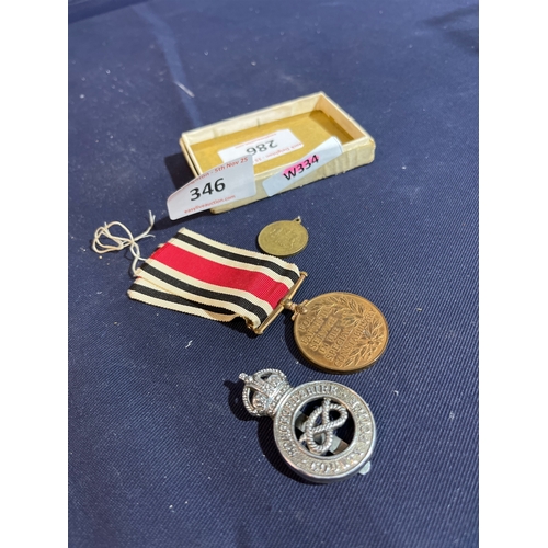 BADGES