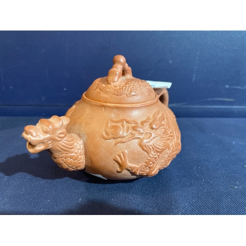 ORIENTAL YIK SING TEA POT