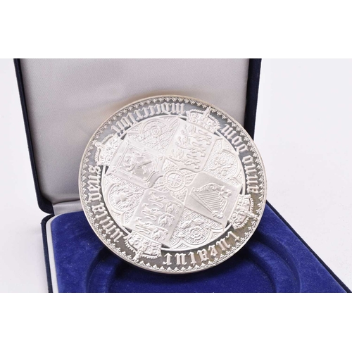 Victoria "Pattern" "Gothic" crown - restrike, diam: 85mm, edge: 8mm ...