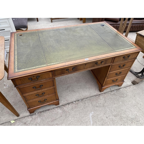 A MODERN PARTNERS STYLE DESK WITH INSET LEATHER TOP, 60X35.5"