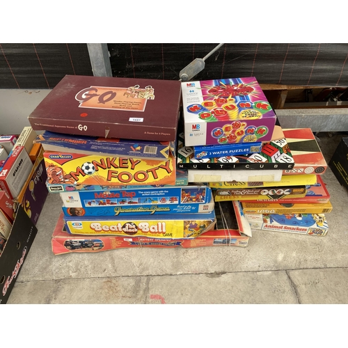 A SELECTION OF VINTAGE AND RETRO BOARD GAMES