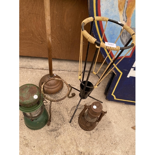 AN ASSORTMENT OF ITEMS TO INCLUDE A COPPER DOLLY POSSER, TWO PARAFIN ...