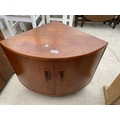 A RETRO TEAK G-PLAN CORNER UNIT