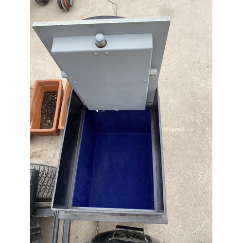 A RADWAY SAFE COMPANY FLOOR SAFE COMPLETE WITH KEY