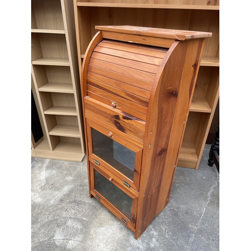 A PINE EFFECT SIZ TIER OPEN BOOKCASE, C.D RACK AND SMALL PINE UNIT WITH ...