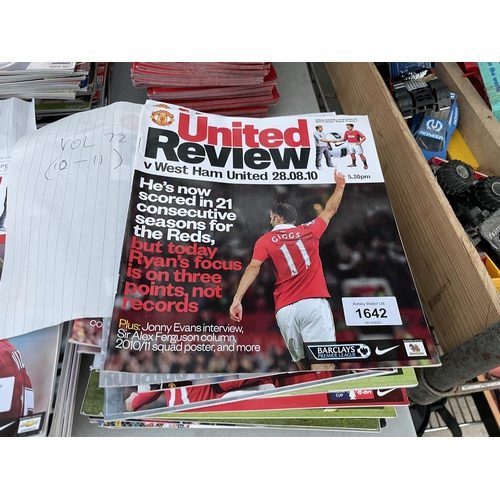 A BELIEVED COMPLETE SET OF MANCHESTER UNITED PROGRAMMES FROM THE 2010 ...