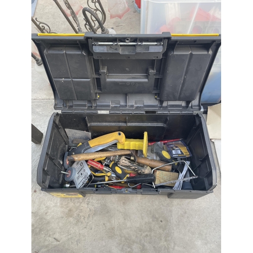 A PLASTIC STANLEY TOOL BOX CONTAINING AN ASSORTMENT OF TOOLS TO INCLUDE ...