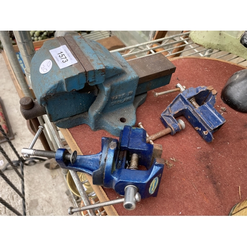 A VINTAGE BENCH VICE AND TWO ENGINEERS VICES