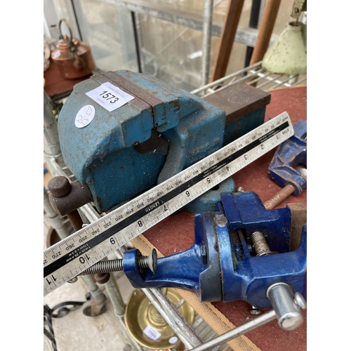 A VINTAGE BENCH VICE AND TWO ENGINEERS VICES