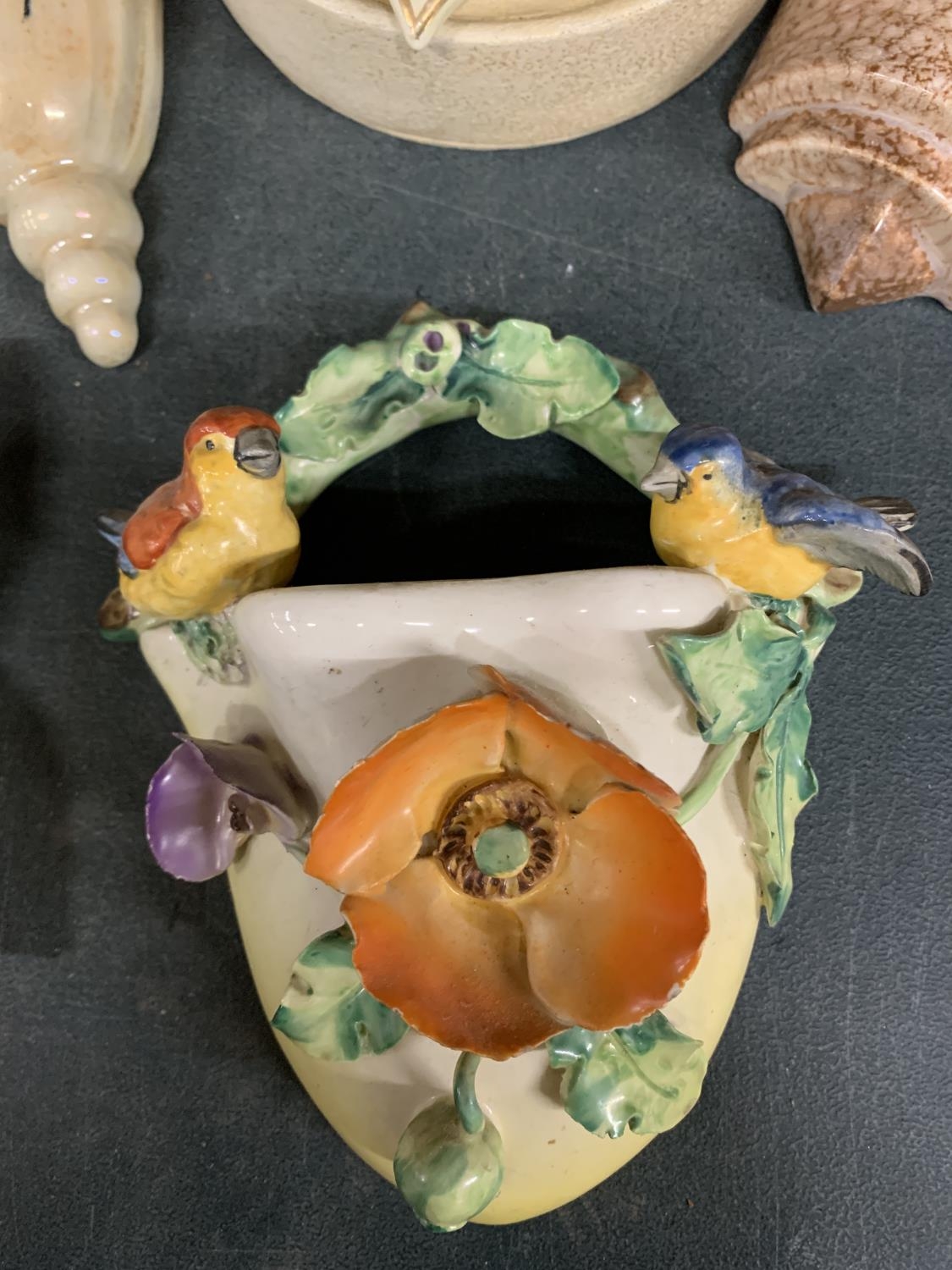 A COLLECTION OF VINTAGE CERAMIC WALL POCKETS TO INCLUDE SYLVAC, ETC