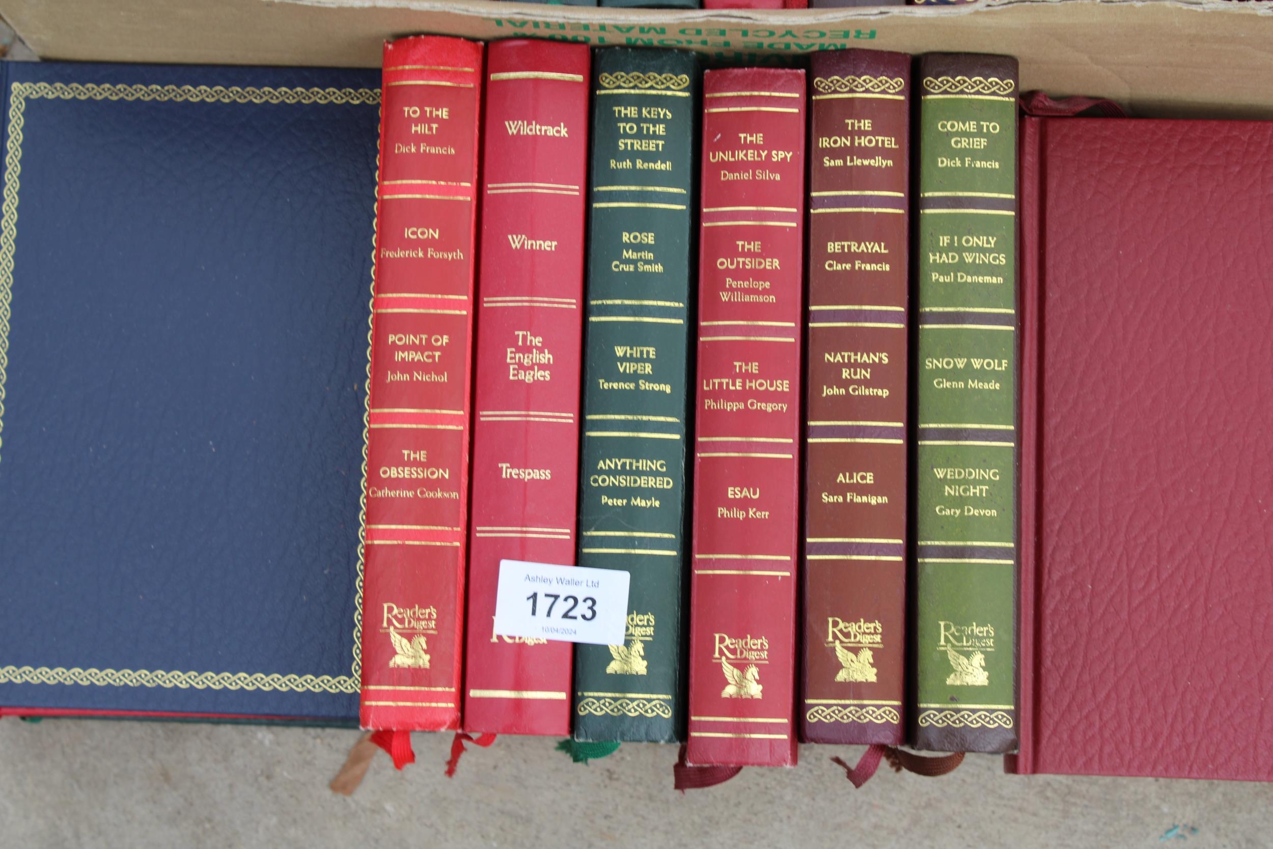 A LARGE ASSORTMENT OF VINTAGE HARDBACK BOOKS