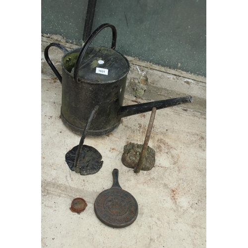 AN ASSORTMENT OF VINTAGE METAL ITEMS TO INCLUDE COAT HOOKS AND A ...