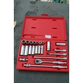 A COMPLETE SNAP ON SOCKET SET