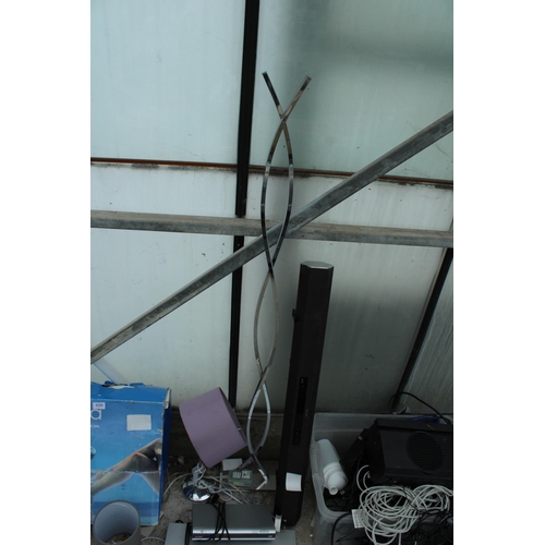 A LARGE ASSORTMENT OF ITEMS TO INCLUDE TOASTER, LAPTOP AND COFFEE MACHINES