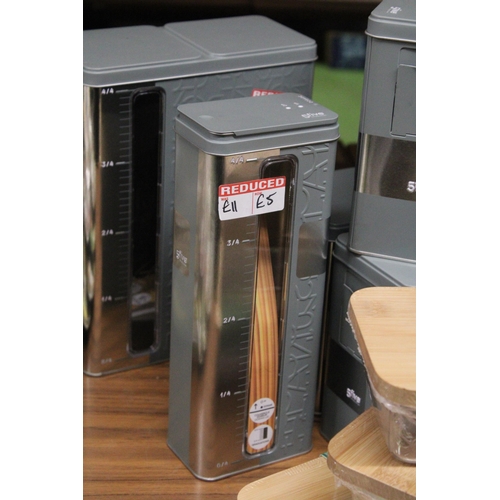 A QUANTITY OF 5FIVE SIMPLY SMART STORAGE CONTAINERS AND STORAGE TINS