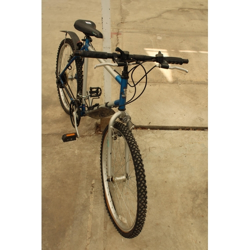 A GENTS BIKE WITH 21 SPEED GEAR SYSTEM