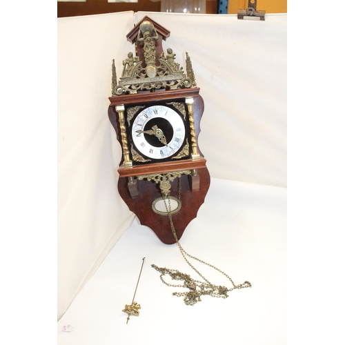 A VINTAGE DUTCH NU ELCK SYN SIN CHIMING WALL CLOCK