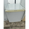 A PROLINE COUNTER TOP FRIDGE