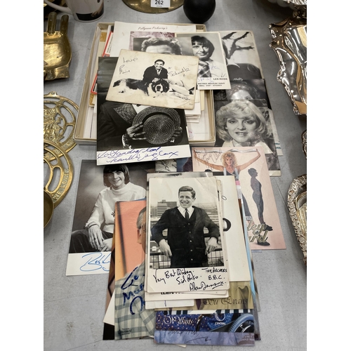 A LARGE COLLECTION OF VINTAGE AUTOGRAPHED PICTURES TO INCLUDE LARRY ...