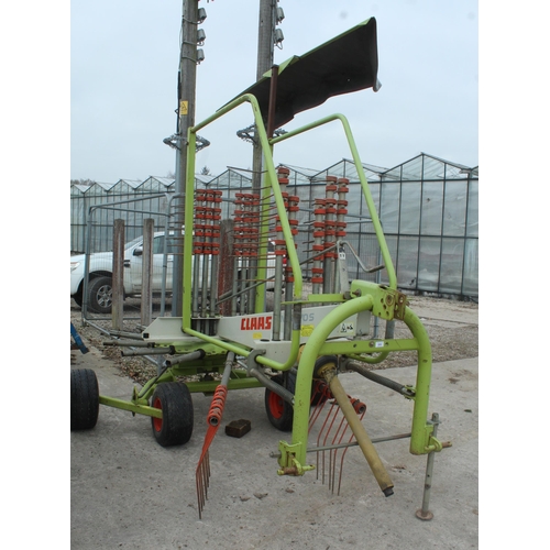 A CLAAS LINER 470S HAY RAKE + VAT