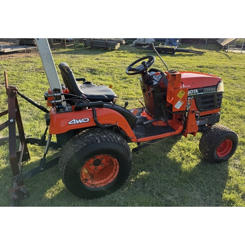 A KUBOTA BX2200 AWD TRACTOR WITH FRONT LOADER 369 RECORDED HOURS + VAT