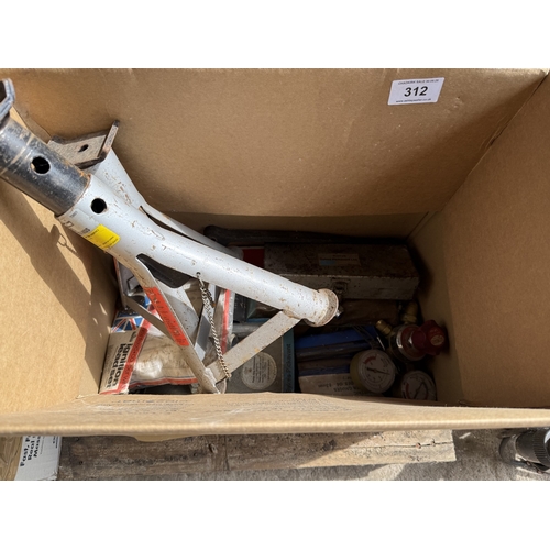 A BOX OF ENGINE TOOLS INCLUDING CLUTCH ALIGNER, VALVE COMPRESSORS AND ...