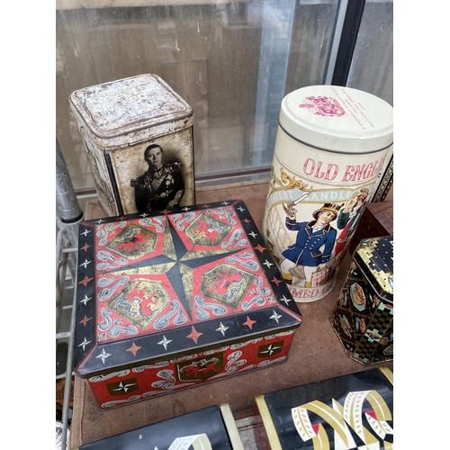 AN ASSORTMENT OF VARIOUS WOODEN BOXES AND VINTAGE TINS