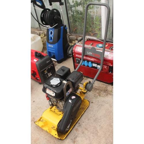 A WACKER PLATE NEUSON VP1135 NO VAT