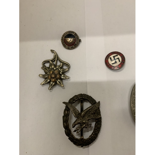 A COLLECTION OF FIVE ASSORTED GERMAN WAR BADGES