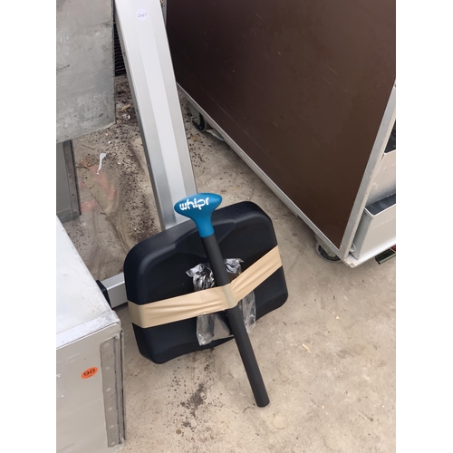 A WHIPR ROWING EXERCISE MACHINE
