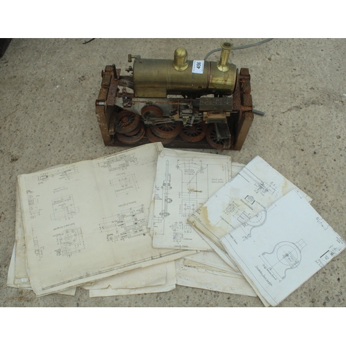 A MINIATURE STEAM ENGINE NO VAT