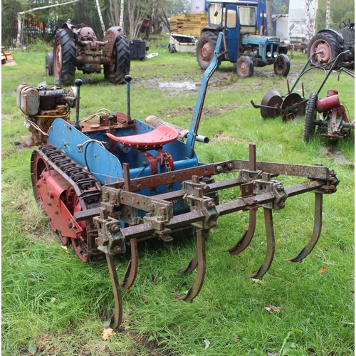 A RANSOME CRAWLER WITH KOHLER 14 HP ENGINE NO VAT