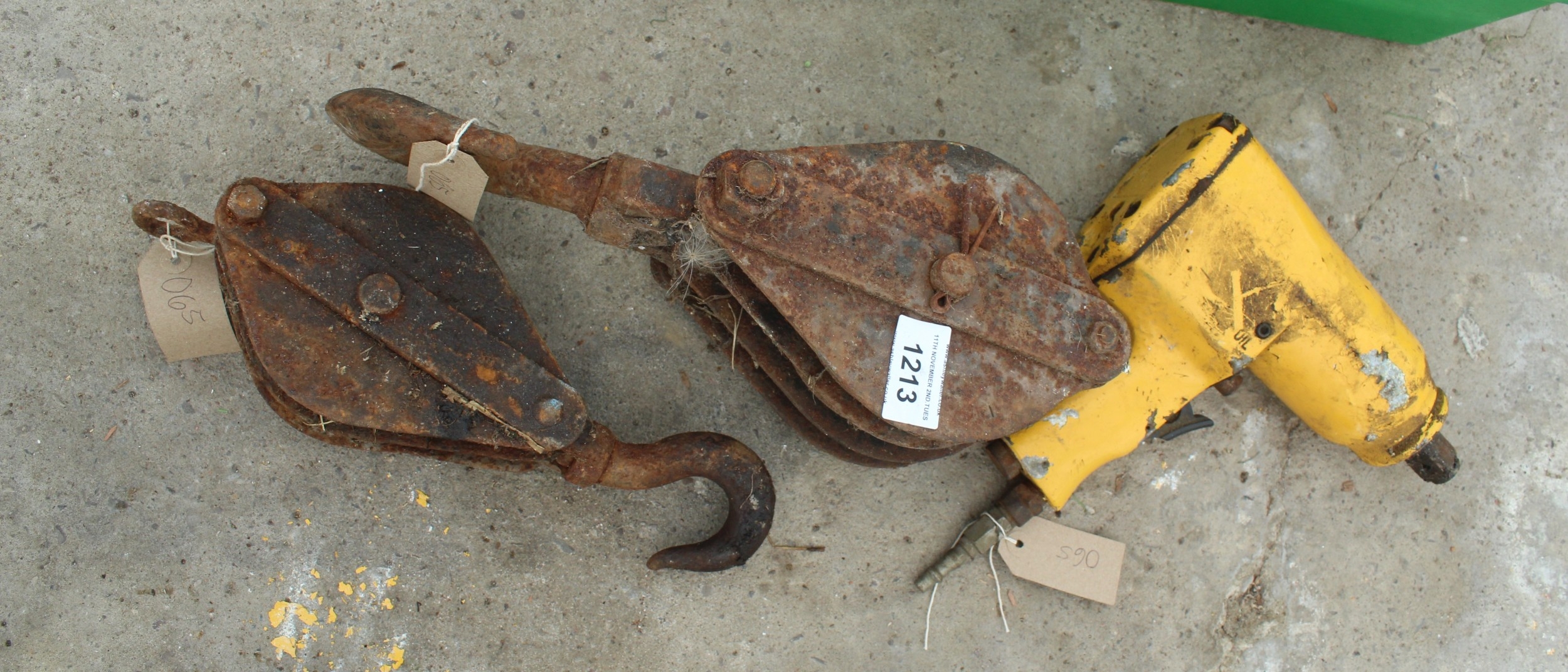 AIR IMPACT GUN AND PULLEY + VAT