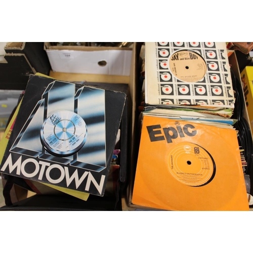 A SELECTION OF 7" SINGLE RECORDS TO INC JUDGE DREDD, THE PIONEERS ETC