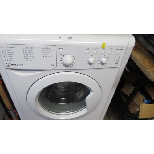 An Indesit 7kg washing machine - House clearance