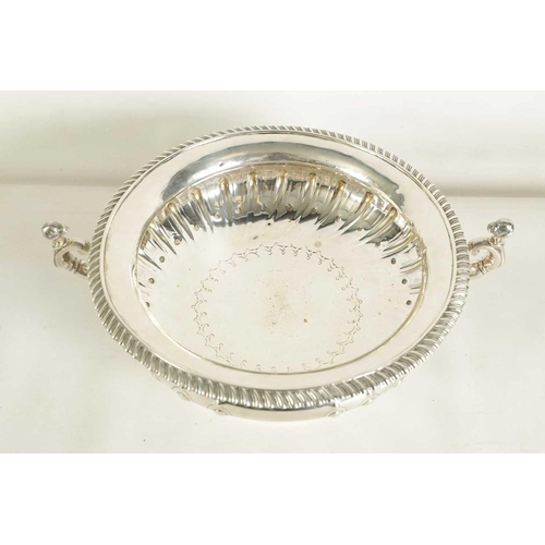 A GOOD QUALITY LARGE EDWARD VII SILVER TWO HANDLE SILVER BOWL with ...