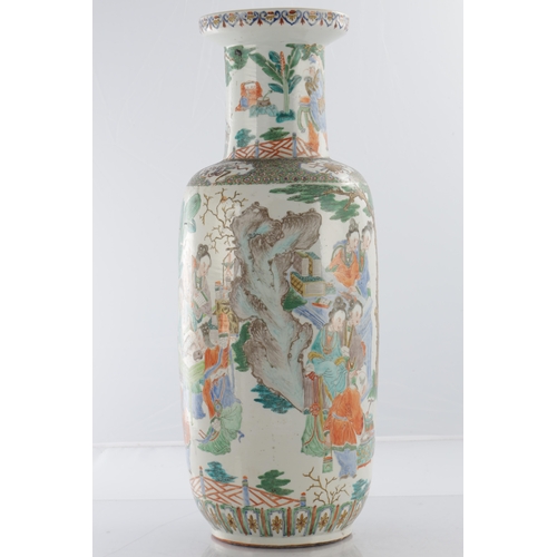 A LARGE 19TH CENTURY FAMILLE VERTE CHINESE PORCELAIN HALL VASE with ...