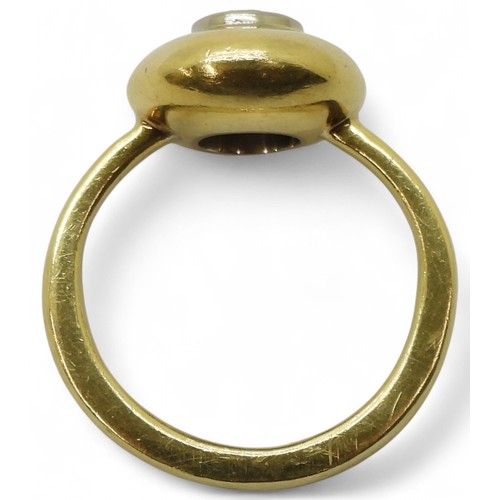 A RING BY GRAHAM LEISHMAN STEWARTmade in 18ct gold with full Edinburgh ...