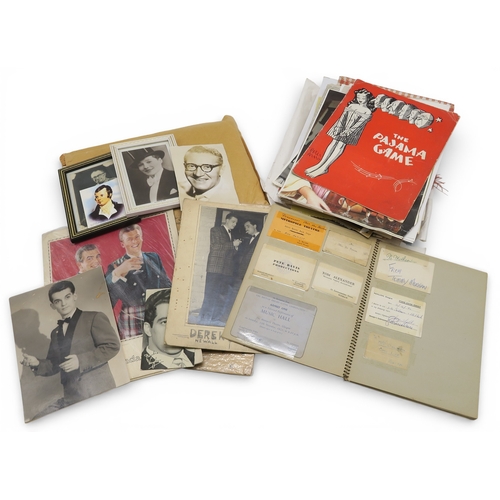 AUTOGRAPHSA collection of autograph books and loose ephemera, to ...