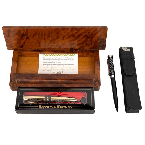 A Thuya Wood pen box, three Parker fountain pens, a boxed set of four ...