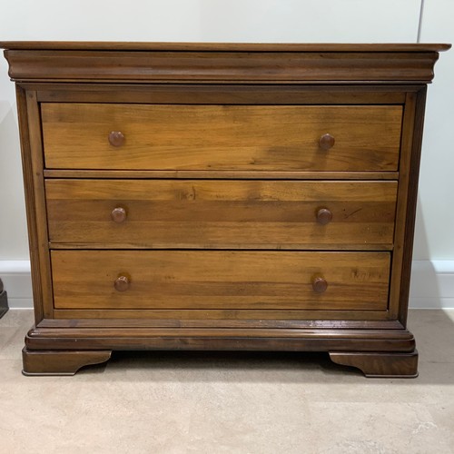 Contemporary hardwood chest of drawers. Three drawers with a felt lined ...