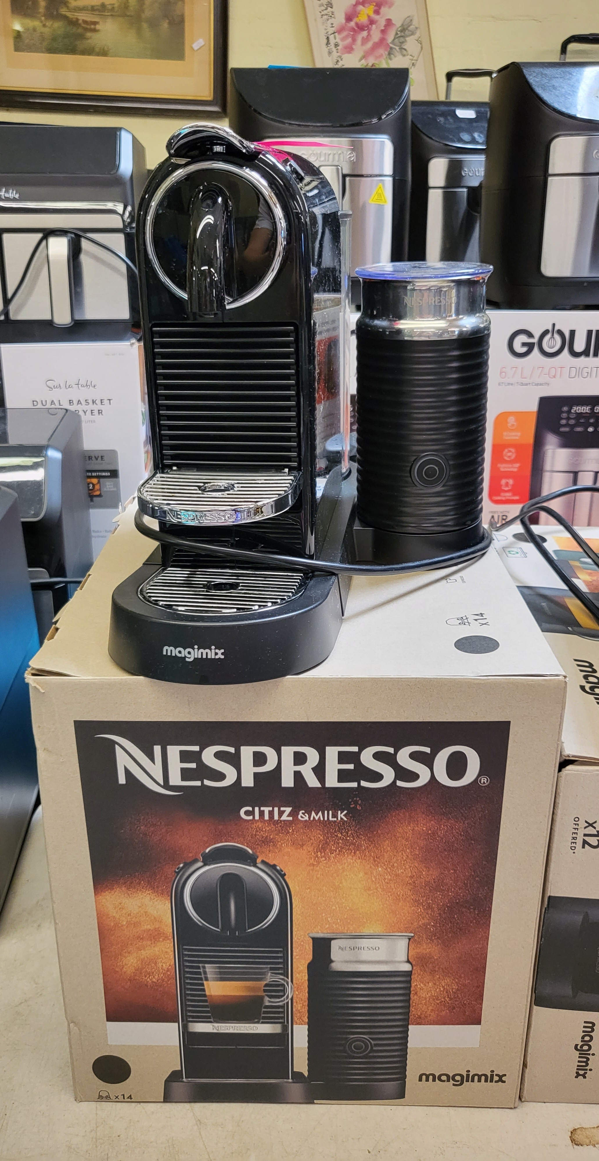 BOXED NESPRESSO MAGIMIX CITIZ AND MILK POD COFFEE MACHINE WITH MILK FROTHER